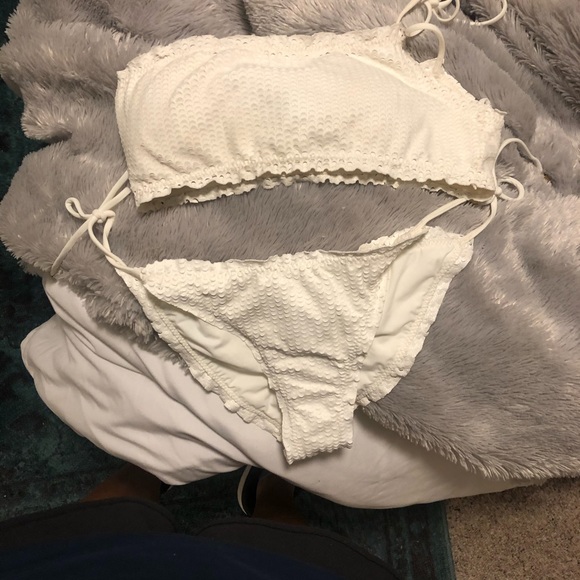 Vix | Swim | Brand New Vix White Ripple Tie Side Bikini M | Poshmark